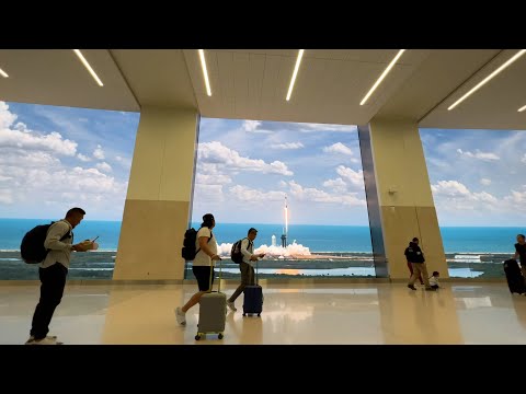 Orlando, Florida - Orlando International Airport - Terminal C Video Wall (2022)