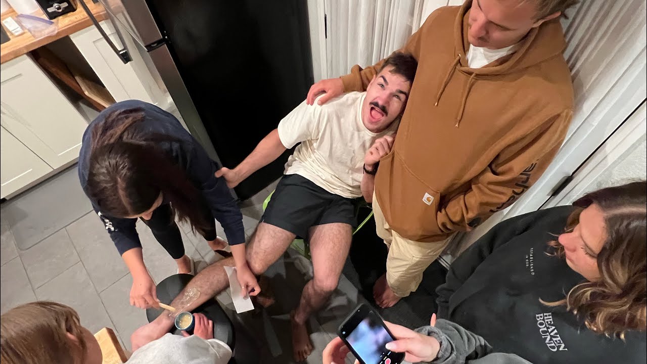 Extremely Hairy Man gets Waxed