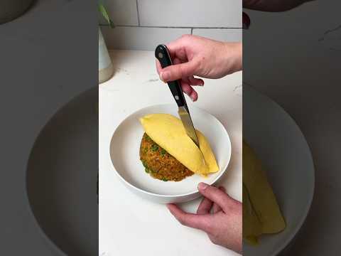 Mastering the Art of Delicious: Japanese Omelette Magic! #2023 #shorts