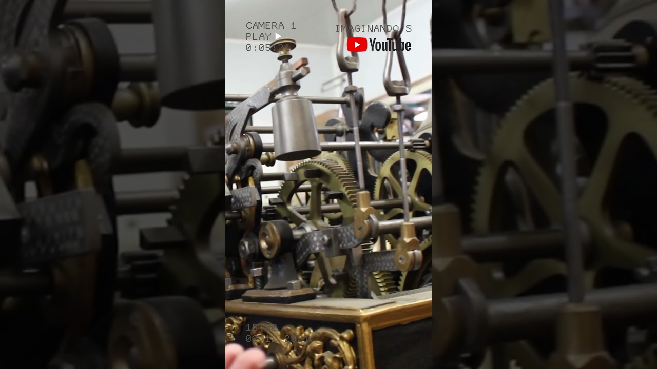 Tick tock ... time to granulise a clock 🕰️  #shorts