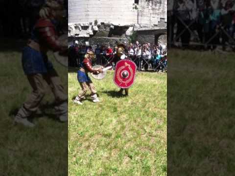 Combattimento tra gladiatori - Roma - Tomba di Cecilia Metella - 2017-04-23