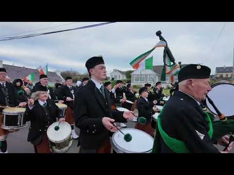 Marching through Pollagh on St. Patrick’s Day 2025 morning – Dooagh ...