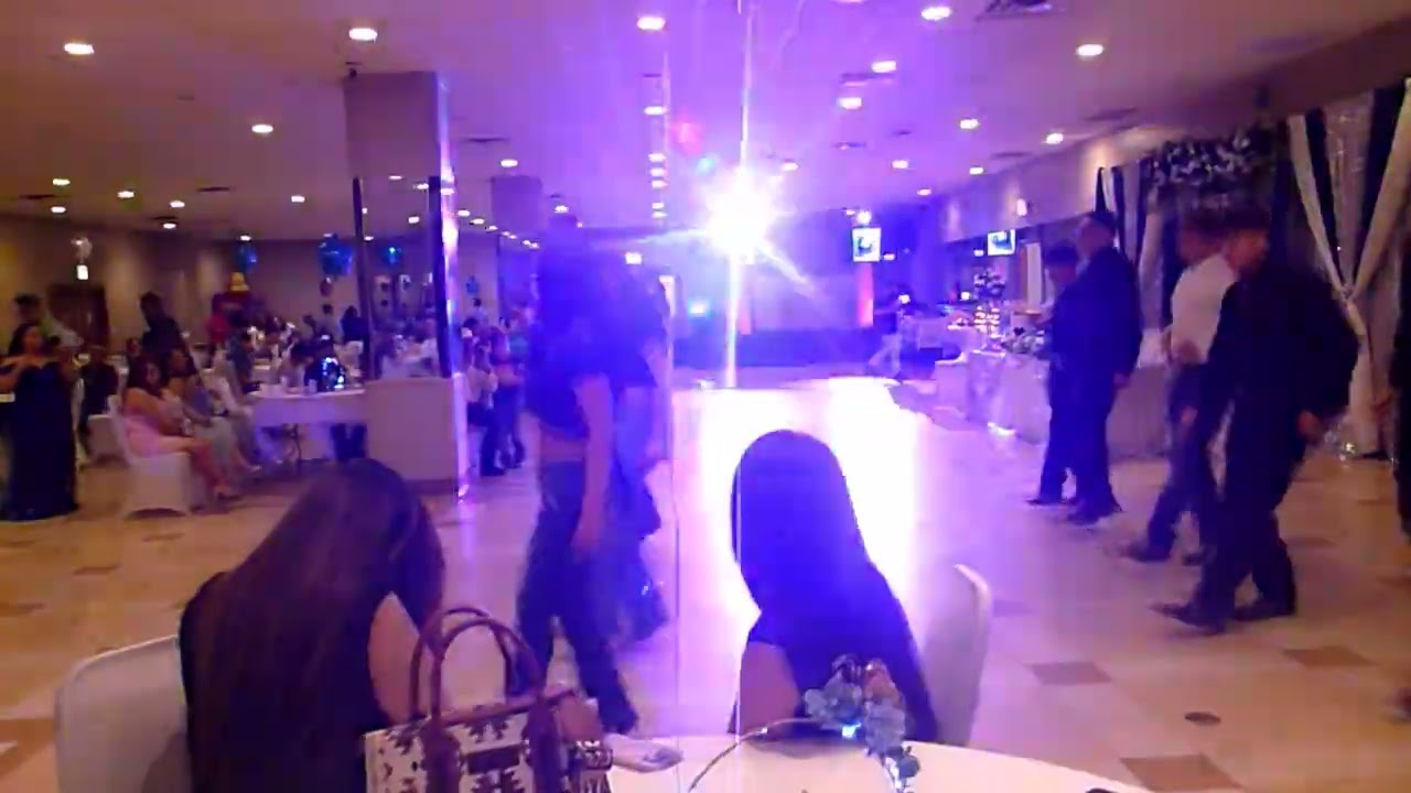 Yuri Fiesta XV Baile Sorpresa