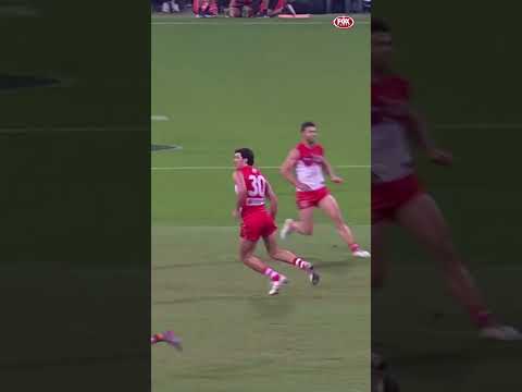 One of the best soccer goal assists we’ve seen 🤯 #afl #joshrachele
