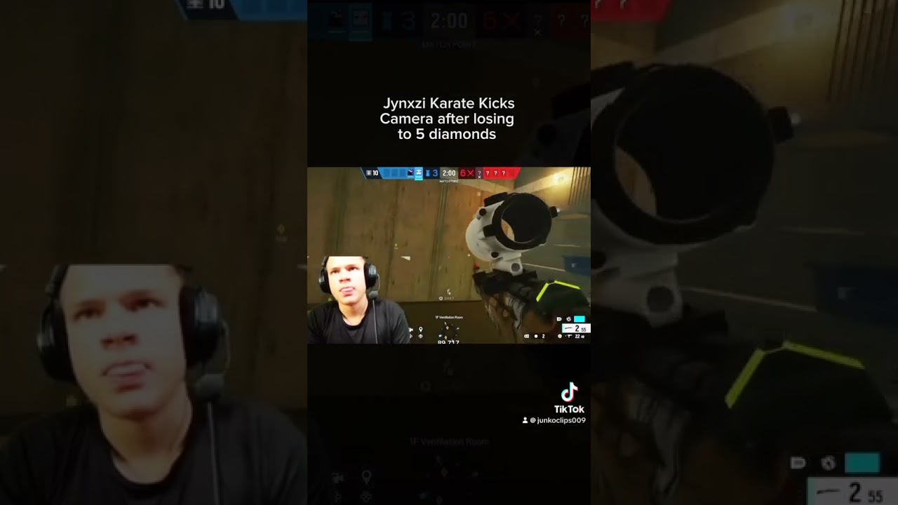 Jynxzi Karate Kicks Camera 😭