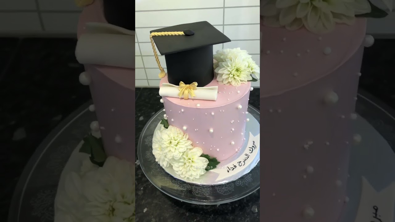 Graduation cake 🎓👩🏻‍🎓🥰#shortvideo #graduation