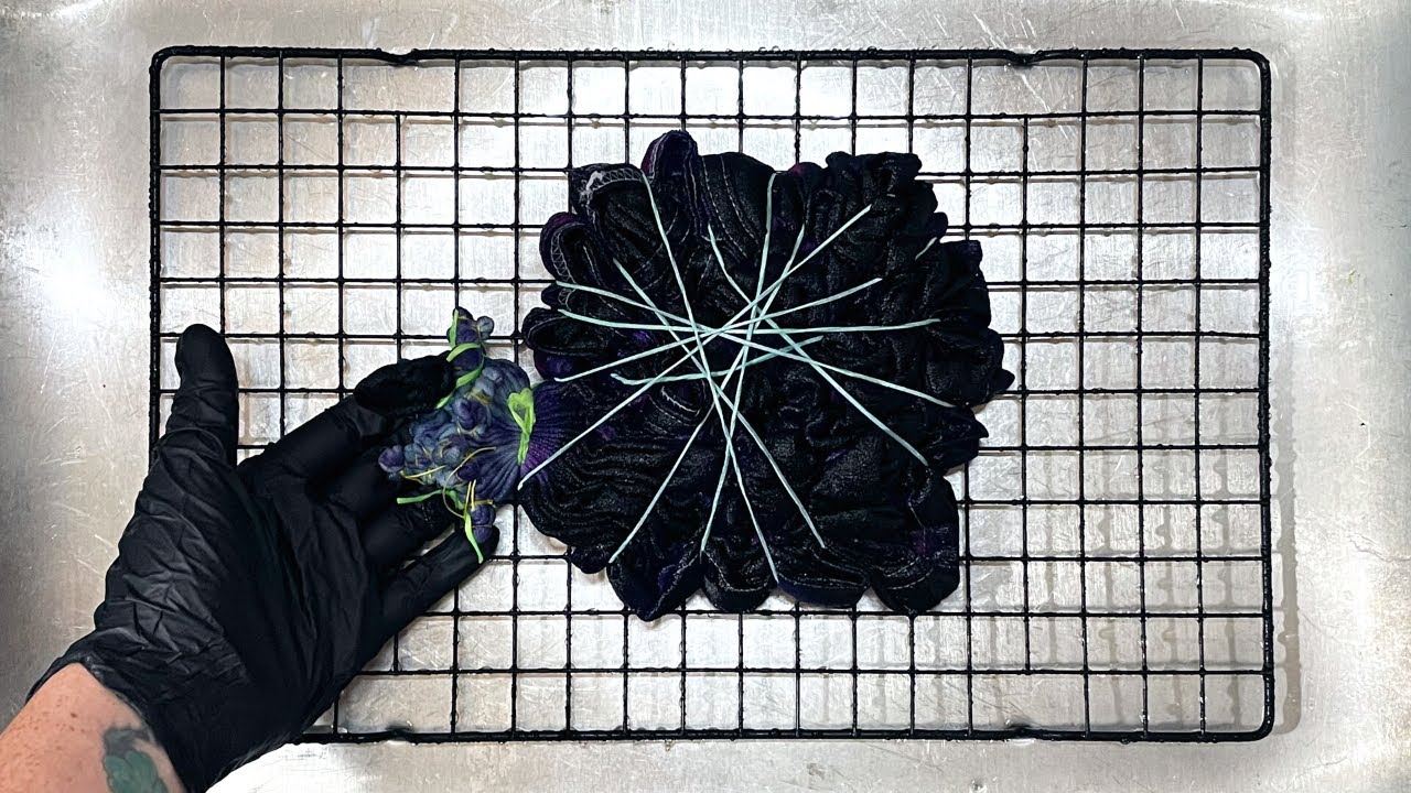 How to Tie Dye - Pattern #568 - Geode ALIEN HEAD Tie Dye Tutorial (Liquid)