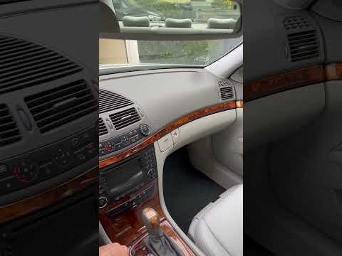 Mercedes W211 interior features and sounds 😍