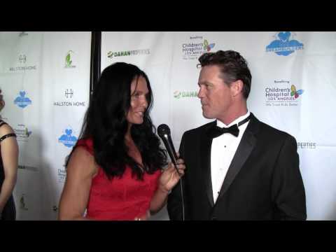 Traci Lynn Cowan with Actor Brian Krause from Charmed at Dreambuilder's Event.