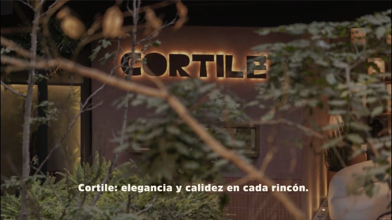 Cortile, elegancia y calidez en cada rincón.