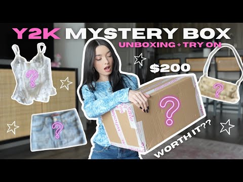 $200 Y2K Mystery Box Unboxing (THIS IS INSANE!!!)