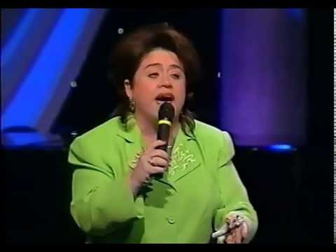 Prayer For Tracy Stuffle | Southern Gospel Views From The Back Row