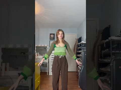 i should’ve worn the brown pants..