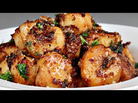 QUICK & EASY Garlic Parmesan Scallops Recipe!