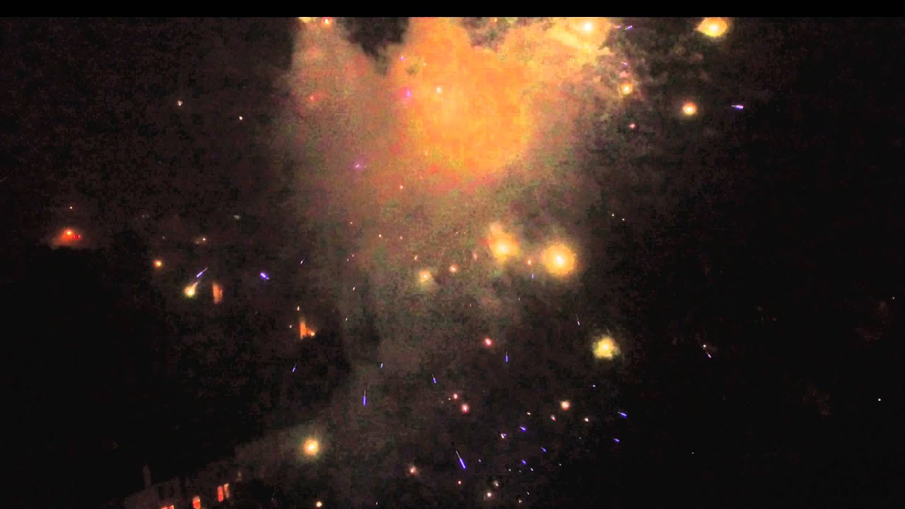 zoomed fireworks comp