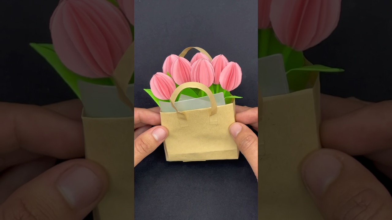 Tulipanes de papel 🌷 qué otra cosita les gustaría que hiciera? 🥰❤️❤️❤️