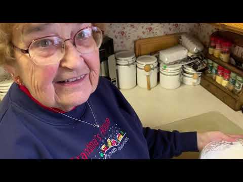 How to make divinity using the Grandma Bernie method