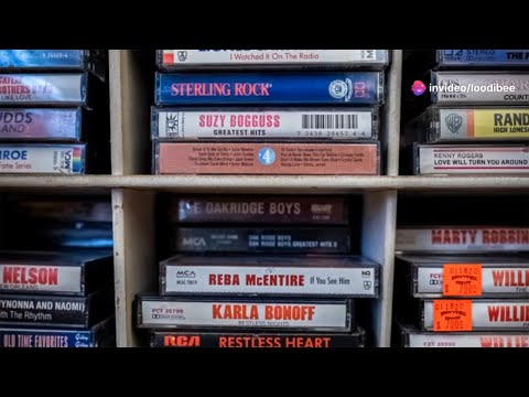 The Rise and Fall of Cassettes: A 5-Minute History (AI Story)