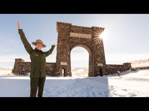Tips for visiting Yellowstone National Park this 2021-2022 winter