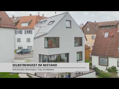 Individuelles Wohnhaus mit besonderer Ausstrahlung trotzt kontextuellen Vorgaben
