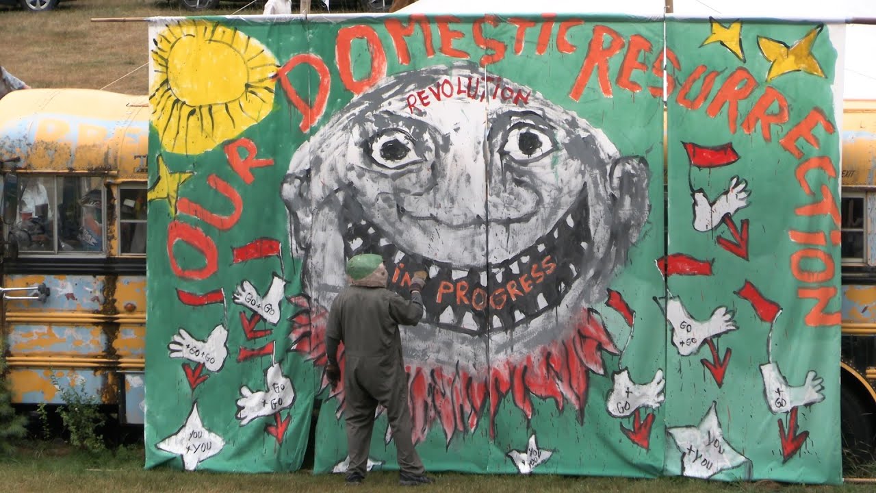 Bread&Puppet OurDomesticResurrectionRevolutionInProgress CIRCUS, Glover, VT