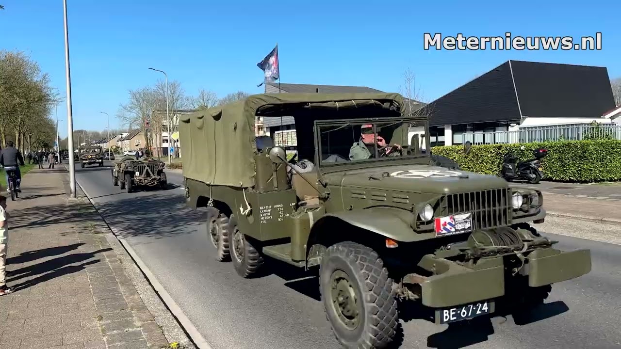 Militaire voertuig in kader Drenthe Liberty Tours door Drenthe(Video)