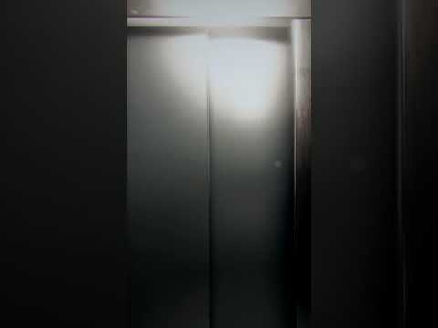 Steam Community :: Video :: TERRIFYING SURPRISE in The Elevator! (Elevator Zero) #shorts #scary