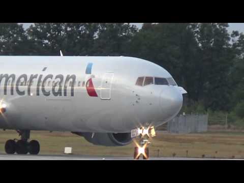 American Airlines Departure | Boeing 767-300 | N369AA | Providence, Rhode Island