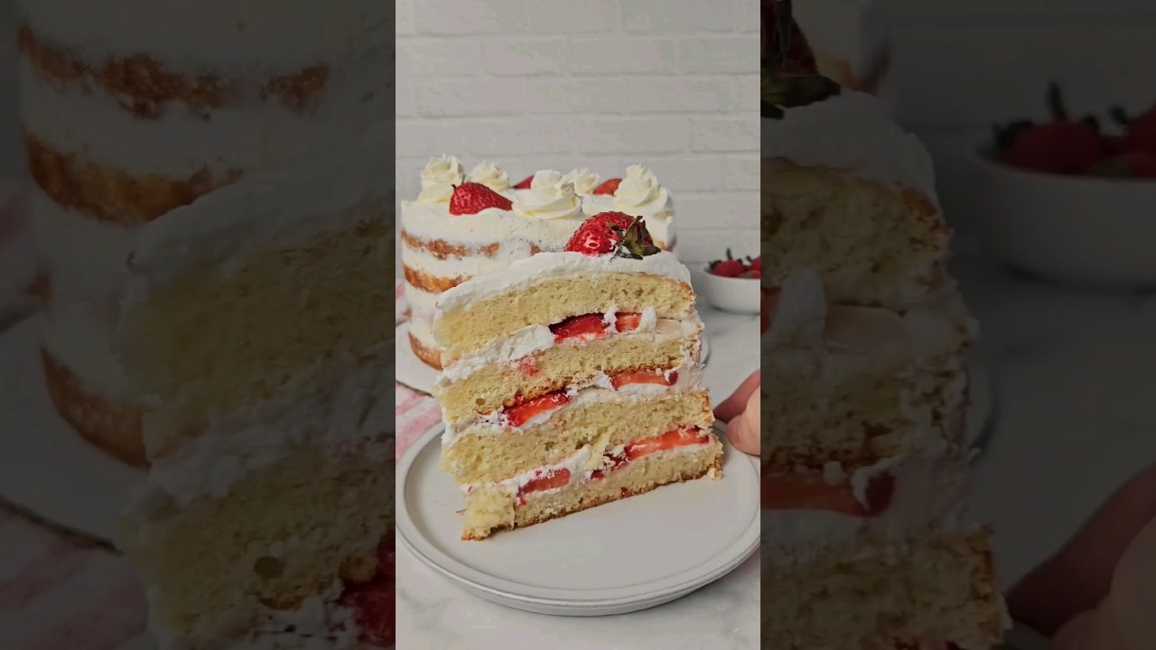 Strawberry Shortcake Layer Cake! 🍓🍰 #baking #recipe #cake #dessert