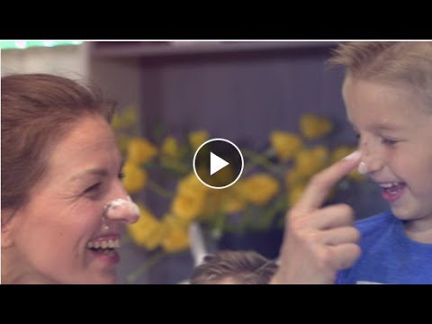 Frux Apple Snack Ad Commercial: Frux family time