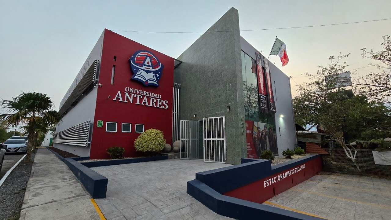 Universidad Antares Colima