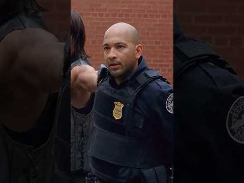 The Cop reads Rick like a book | The Walking Dead #shorts