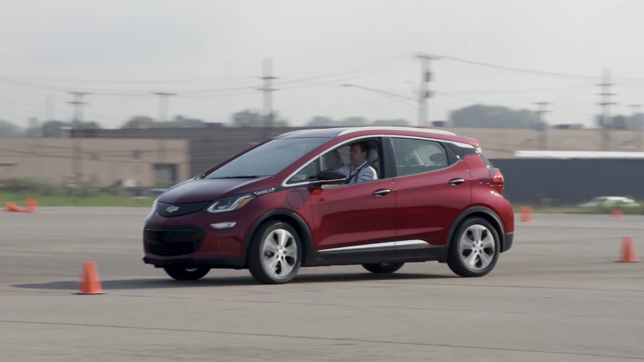 2017 Chevrolet Bolt Goes Autocrossing Against Volkswagen's Golf GTI ...