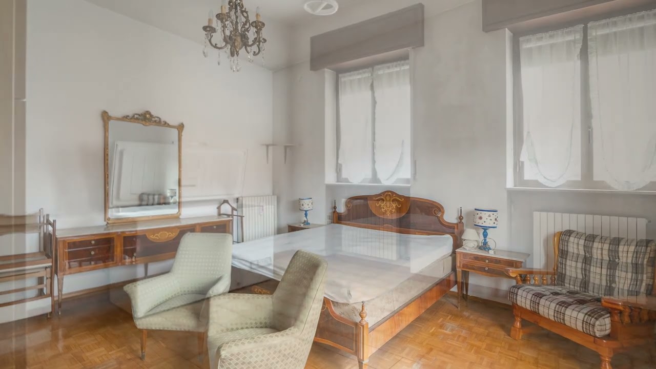 Sale Detached house / Villa 375 m² - 4 bedrooms - Rovello Porro