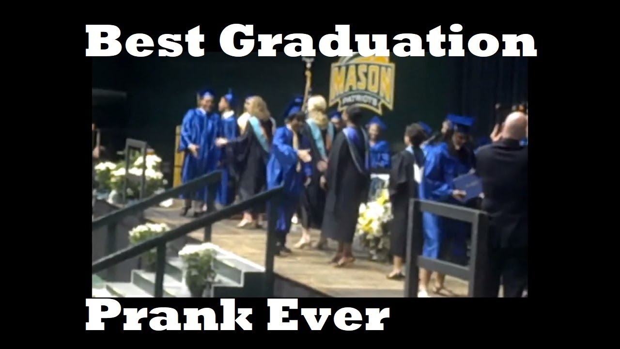 Best Graduation Prank EVER - Robert E. Lee High School Graduation Prank (The Flash)