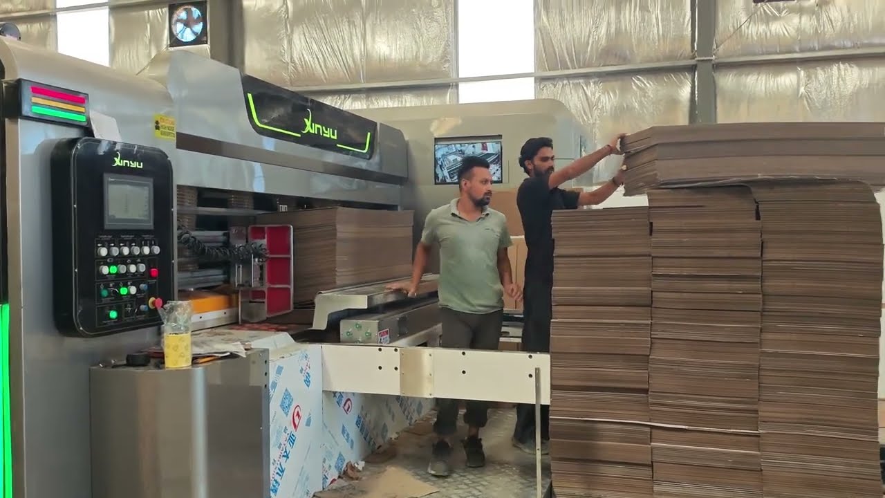 Máquina Automática de Impresión y Troquelado de Cartón Corrugado de Alta Velocidad