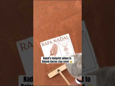 Rafael Nadal gets emotional seeing footprint on Court Philippe-Chatrier ❤️