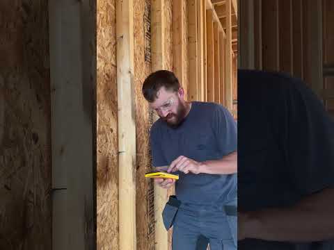 Who needs a calculator nowadays! ➕ ➖ ✖️ ➗ #construction #constructionlife #electrician #bluecollar
