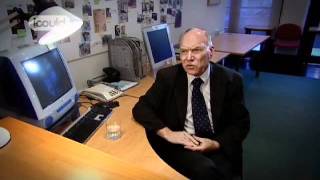 Forensic Scientist Overview | What is a forensic scientist? - Zippia