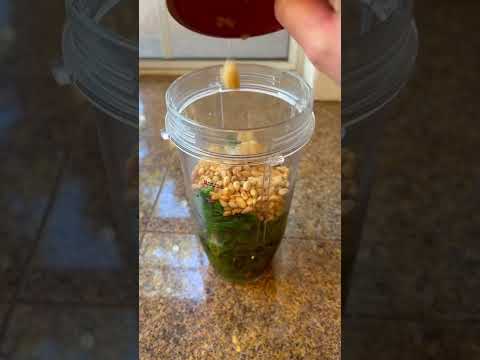 The secret to making the prettiest pesto is revealed in this video! Full recipe on my site!