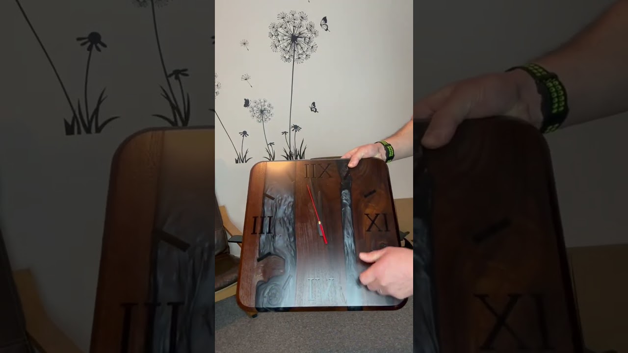 Luxury Handmade Clock, Black Pearl Epoxy & European Walnut #wallclock #epoxyresinfurniture #resinart