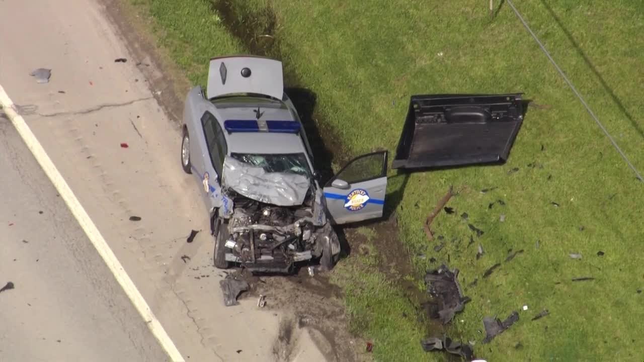 KSP cruiser involved in crash on Dixie Highway