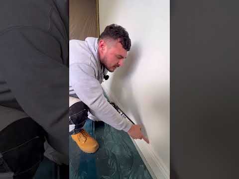 How to caulk like a pro! #caulk #pro #diy #paint #painting