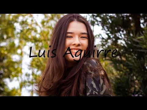 How to pronounce Luis Aguirre in English?