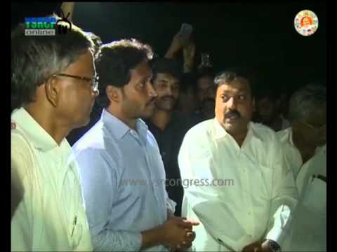 Nellore Dist : YS Jagan observes Highway expansion works in Gudur - 25th Nov 2015