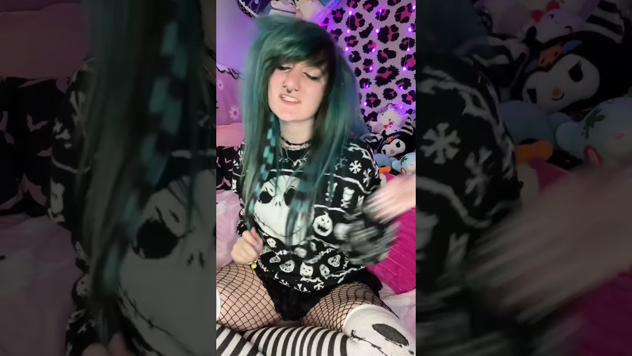 So glad I got to see this live! ✨ #ptv #piercetheveil #emo #scene #shorts