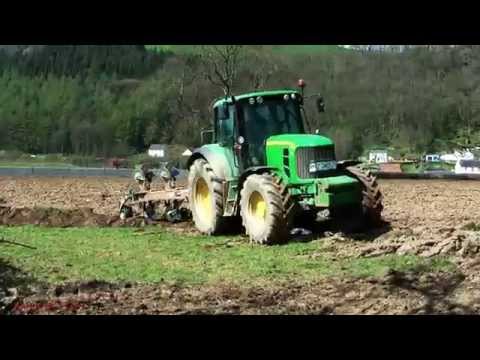 Ploughing Round the Headland. - John Deere Action.