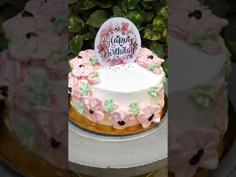 yummy delicious cakes.....with beautiful floral design.....#houzz of cakes...