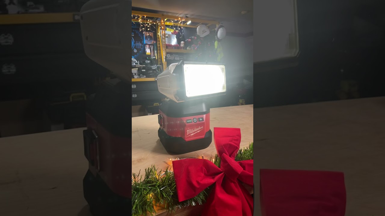 NEW Insane Milwaukee M18 Utility Remote Control Searchlight