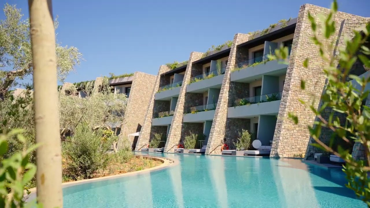 Discover W Costa Navarino